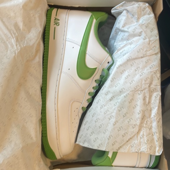 Nike | Shoes | Nike Air Force Low 7 White Chlorophyll Green Men New ...